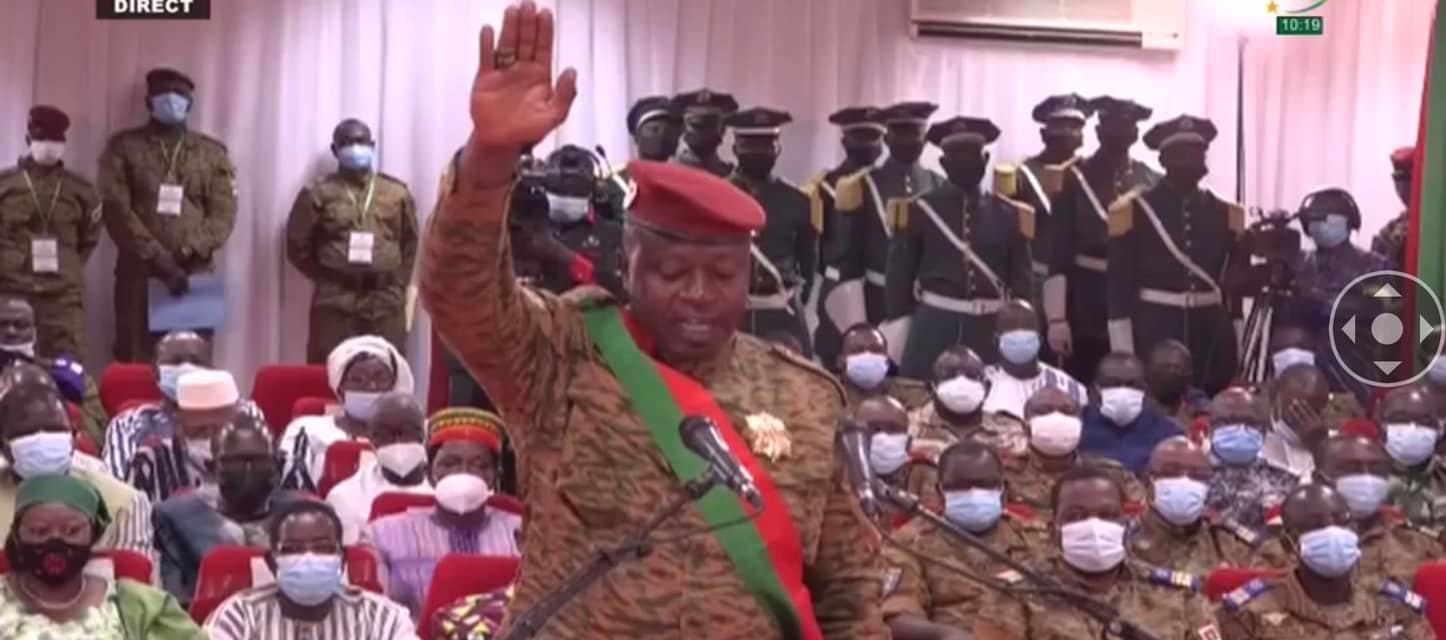 Burkina Faso : Paul Henri Sandaogo Damiba a prêté serment - ActuBurkina