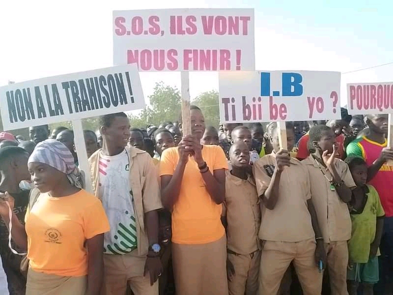Burkina : Les populations dans les rues de Diapaga réclament plus de ...